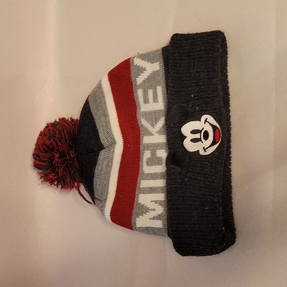 Disney | Accessories | Disney Mickey Mouse Beanie | Poshmark